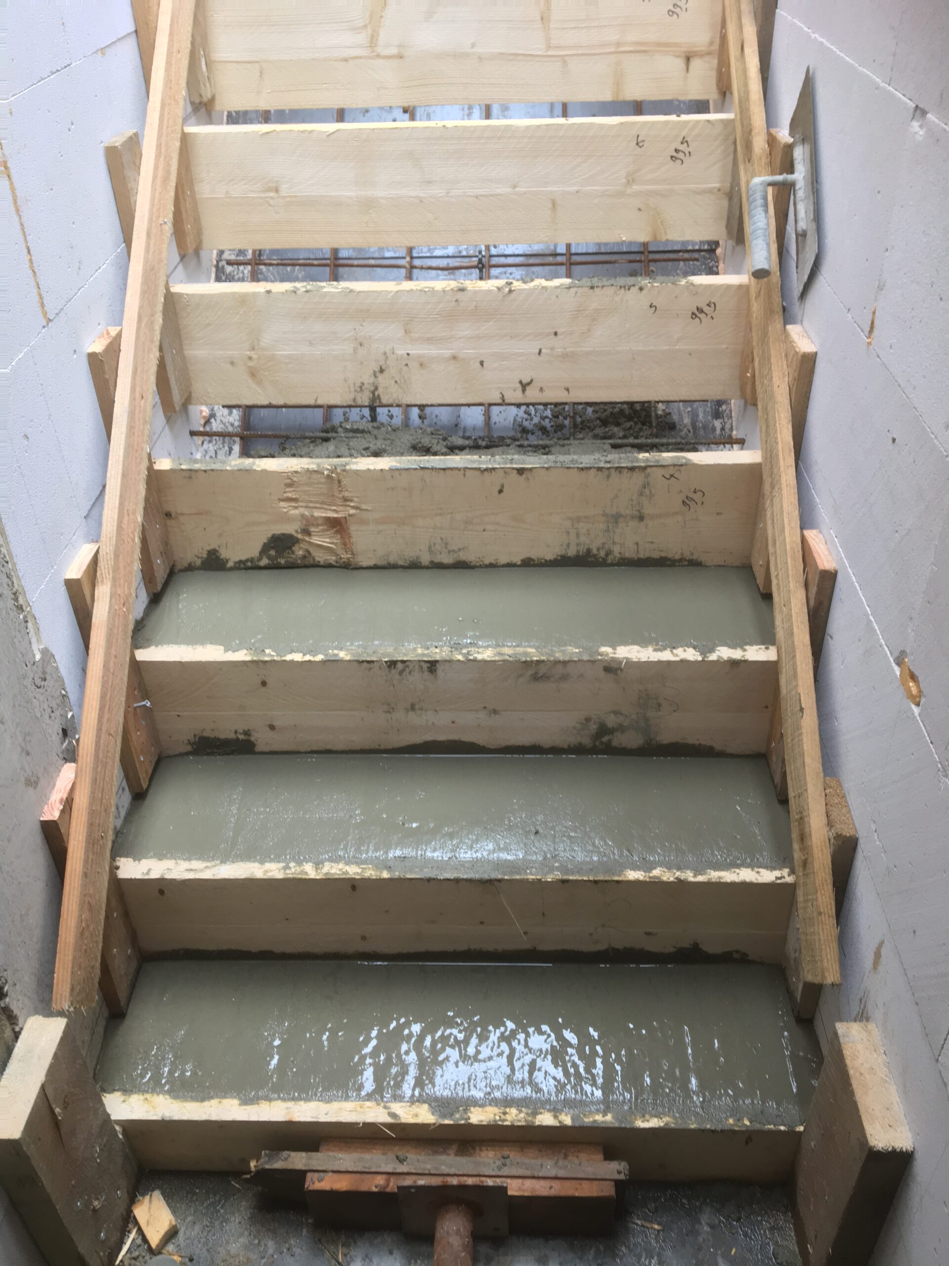 De keldertrap – Ons bouwavontuur